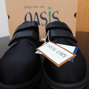 Oasis | Shoes | New Oasis Trek Sneakers | Poshmark